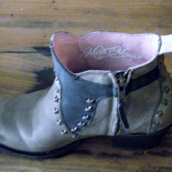 Miss Macie | Shoes | Miss Macie Womens Rogue Bootie Brownblack | Poshmark